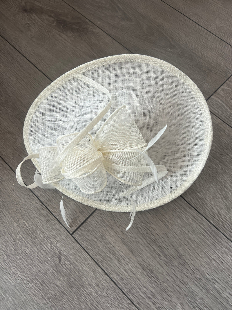 Ivory Fascinators - Ivory Hair Fascinators & Ivory Fascinator Hats