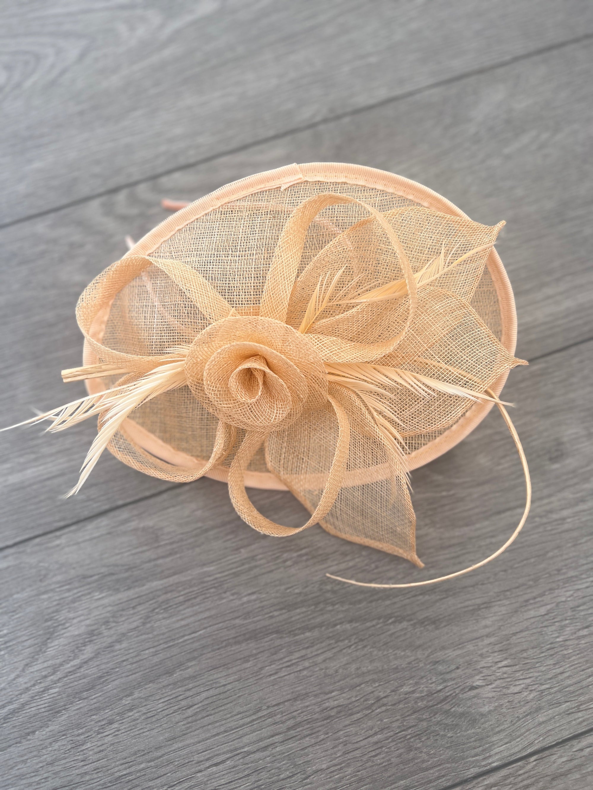 Nude Saucer Fascinator With Flower & Quill