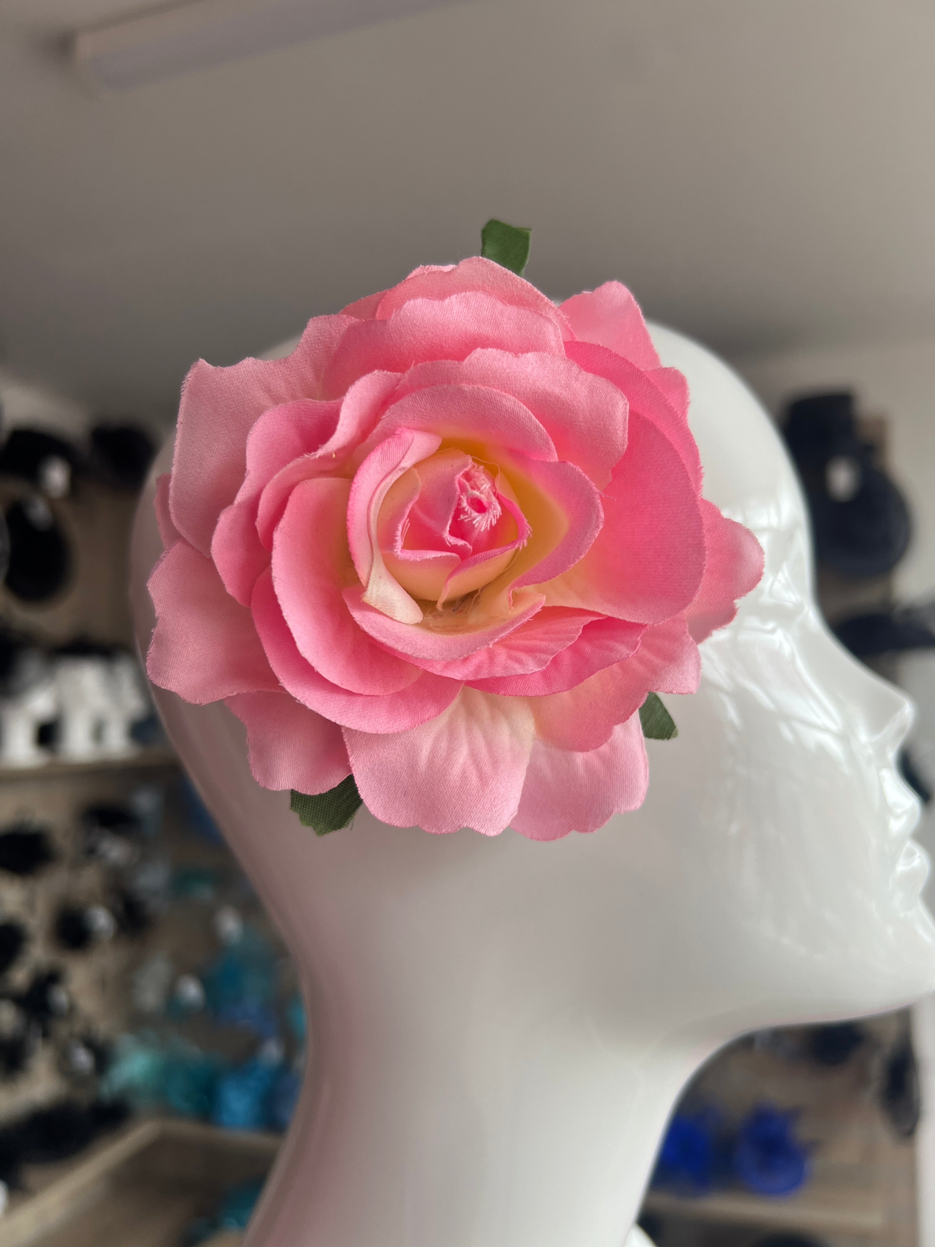 Large flower accessories store
